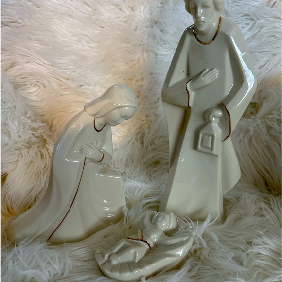 Mikasa | Holiday | Mikasa Holy Night Nativity Scene | Poshmark